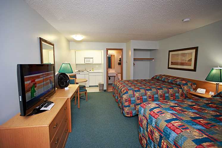 Derrick Motor Inn - Swan Hills, AB | COSSD